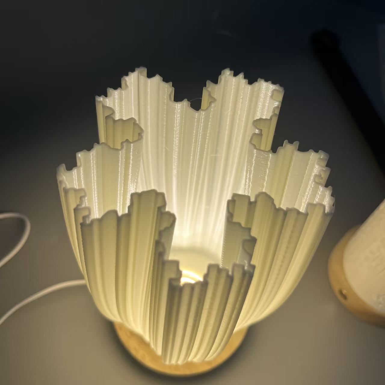 A Minimal Table Lamp That Brings Warmth and Texture to Modern Interiors ...